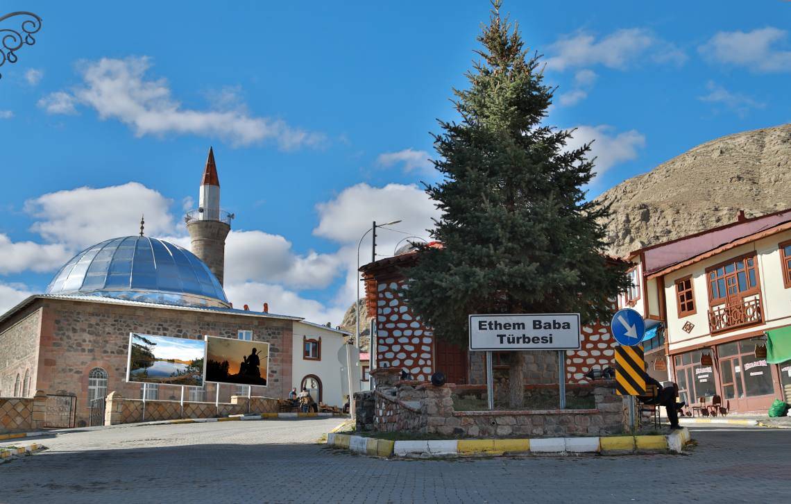 Ethem Baba Hz. | Türbeler,